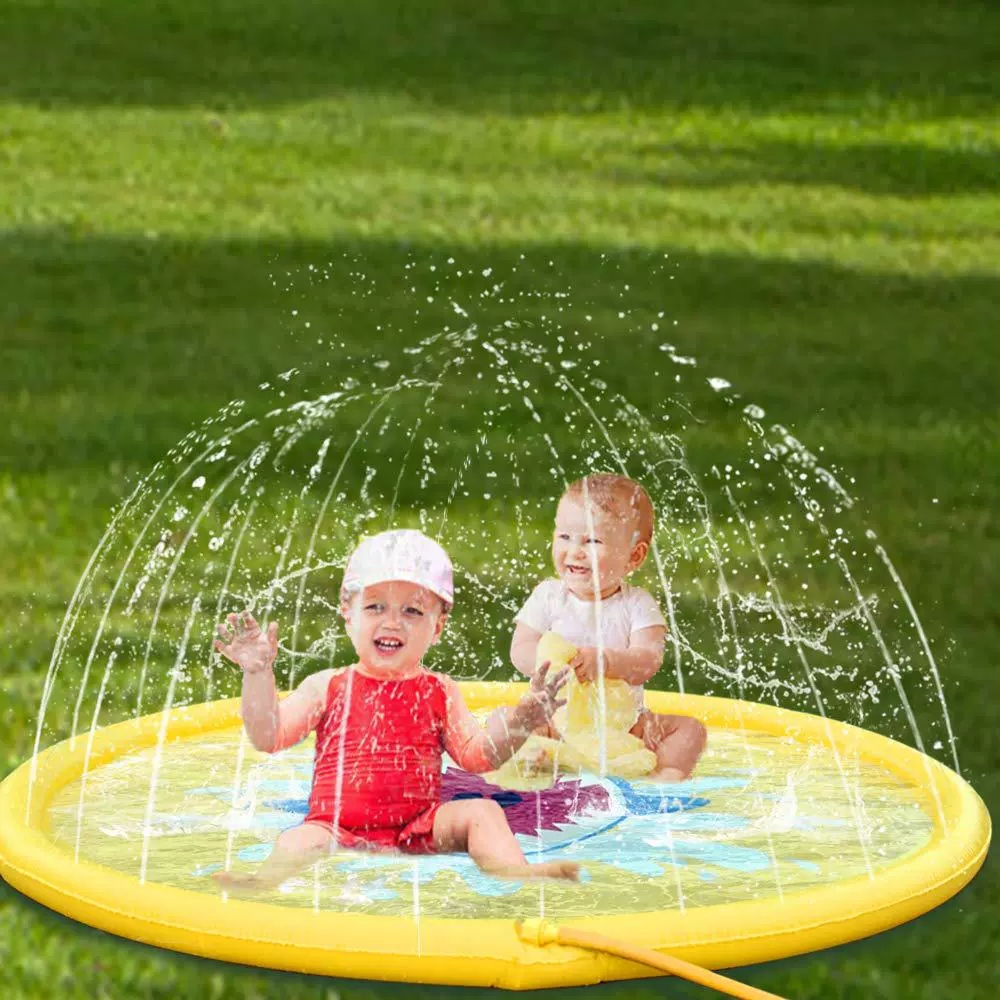 Children's large water fountain swimming pool children playing in water ...