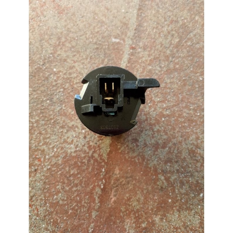Resistor Block Isuzu Crosswind / Sportivo Rear 3pin | Shopee Philippines