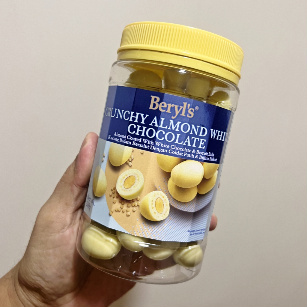 Beryl's Almond Coated with White Chocolate & Crunchy Biscuit Ball (340g ...