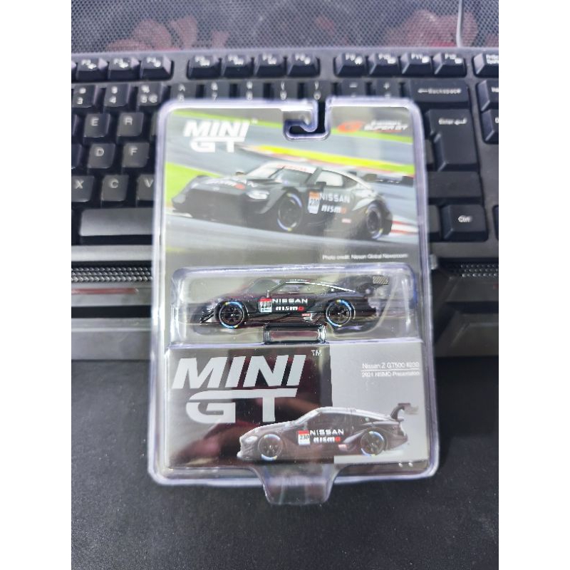 Mini GT Nissan Z GT500 #230 Nismo Presentation Super GT #755 | Shopee ...