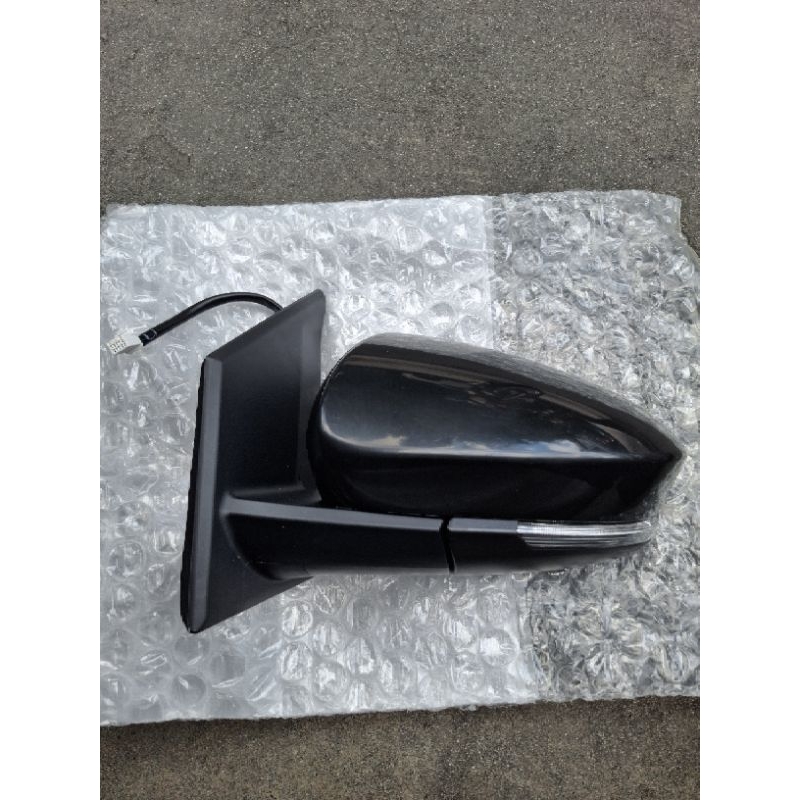 Toyota Wigo 2020-2022 Side Mirror "Auto Fold with Signal Light ...