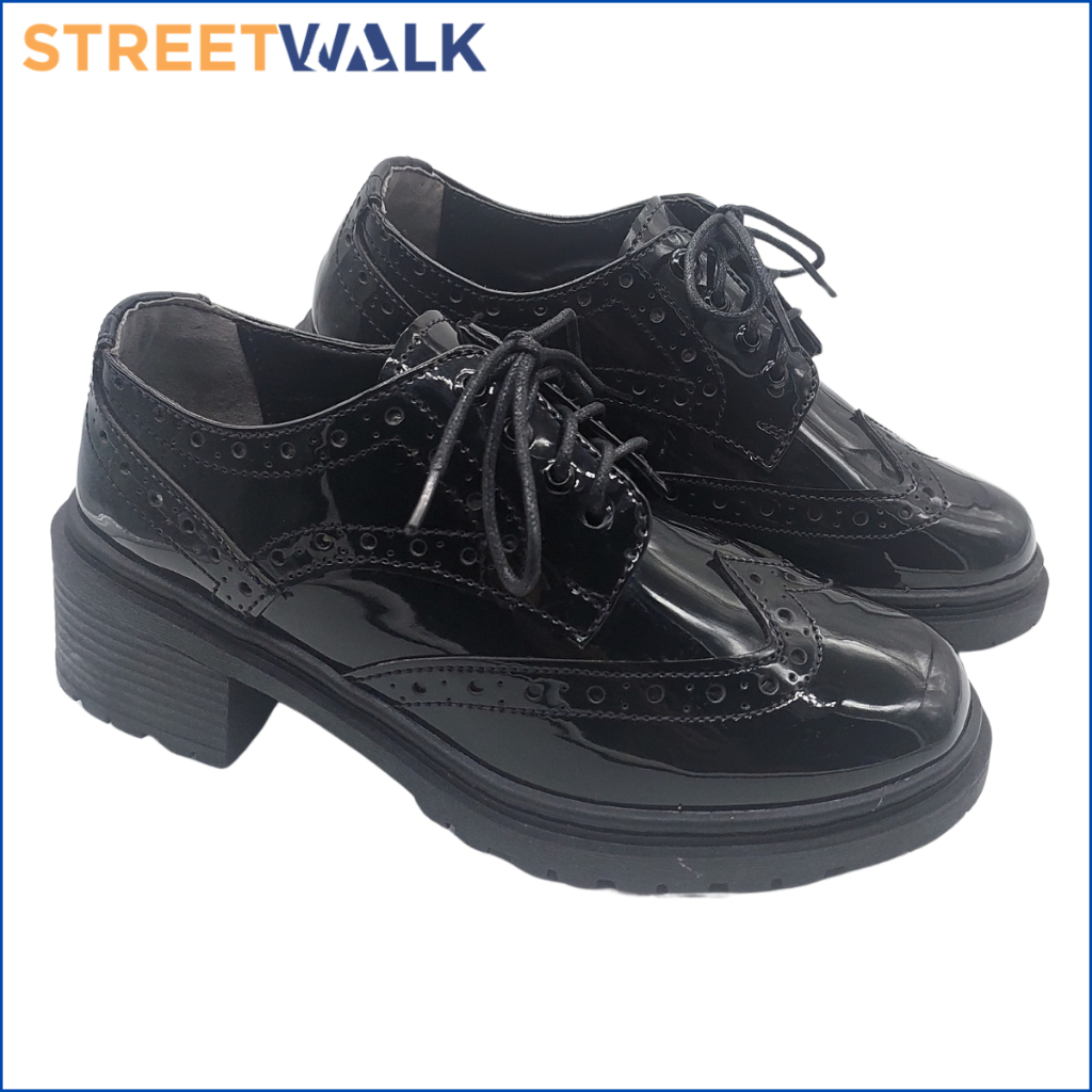 Streetwalk High Quality Glossy Design Black Shoes for Ladies Students ...