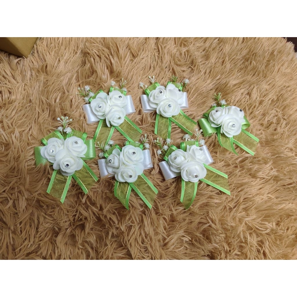 Chest Corsage for all occasion/ graduation/ binyag/(mag message para sa ...