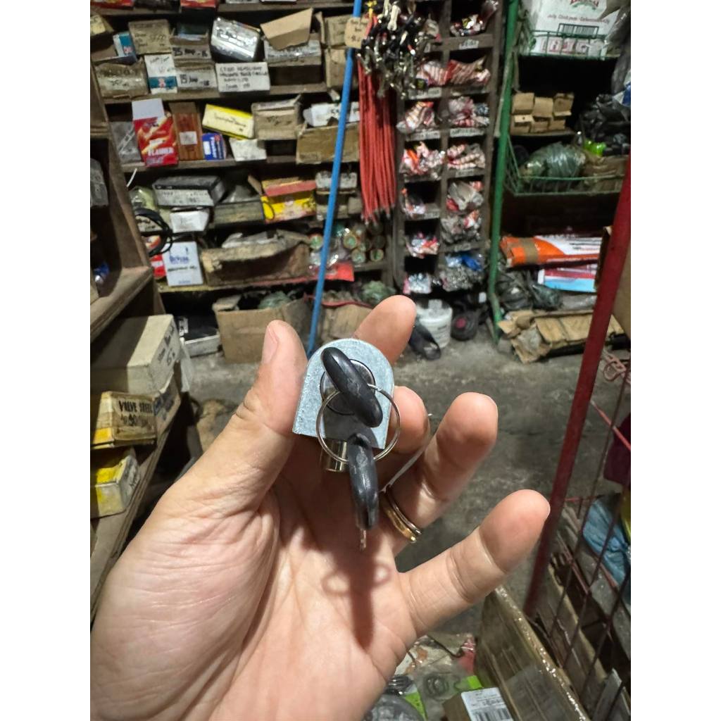 STEERING STEM LOCK WITH KEY A100 AND UNKNOWN - 150 PESOS ONLY | Shopee ...