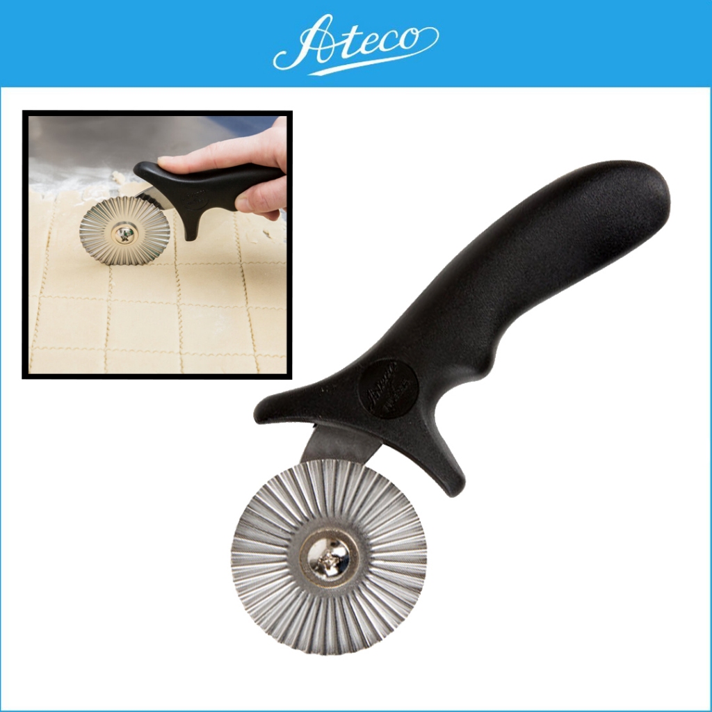 Ateco Stainless-Steel 2 1/2 Inch Diameter Fluted Pastry Wheel Cutter ...