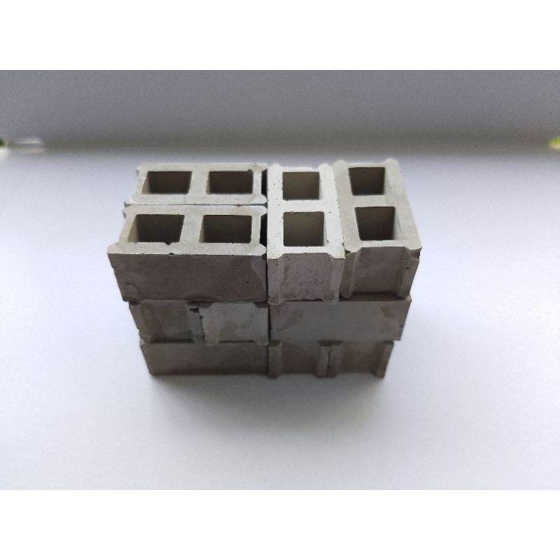 (ACTUAL SIZE 1:12) Miniature Stretcher Cinder Block/Hollow Block for ...
