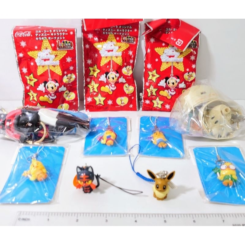 Assorted Mini Figure keychain charm strap - Official merch anime japan ...