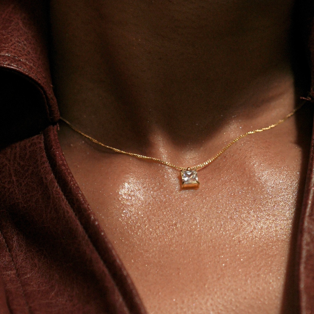 Burvon Clash Collection Necklaces (Elegant Pendant Jewelry) | Shopee ...