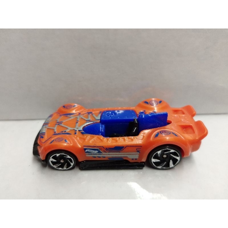 Hot Wheels Monteracer 2015 Mattel 1:64 Die-cast Vehicle (Preloved ...
