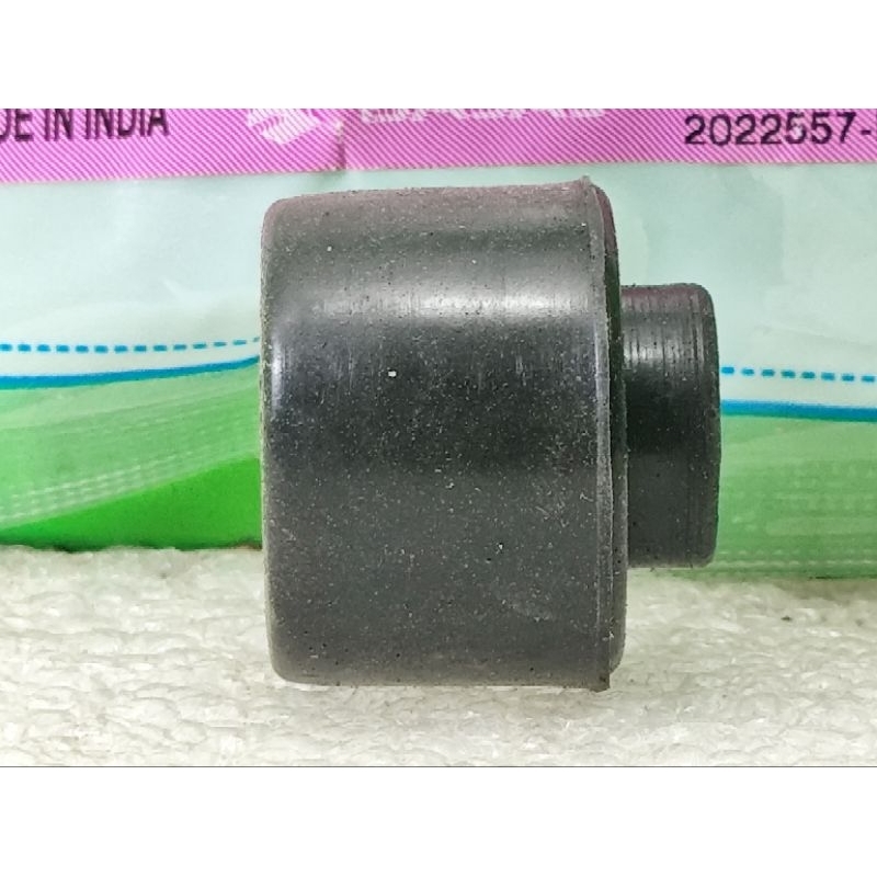 Spark Plug Groomet NS125 RH NS160 RH NS150 RH RS200 RH RS200 LH Dis135 ...