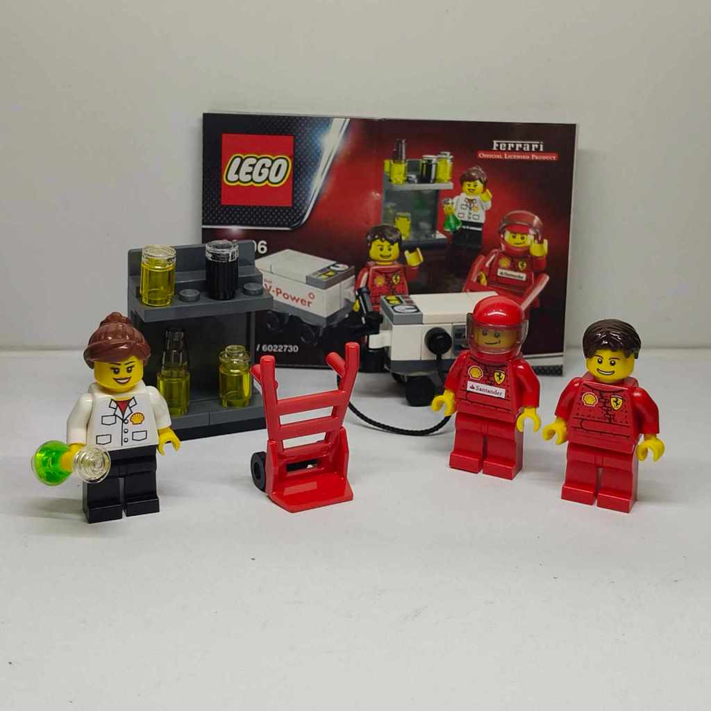 Lego • Ferrari • Shell V-Power Nitro Exclusive Lego Models Ferrari Race ...