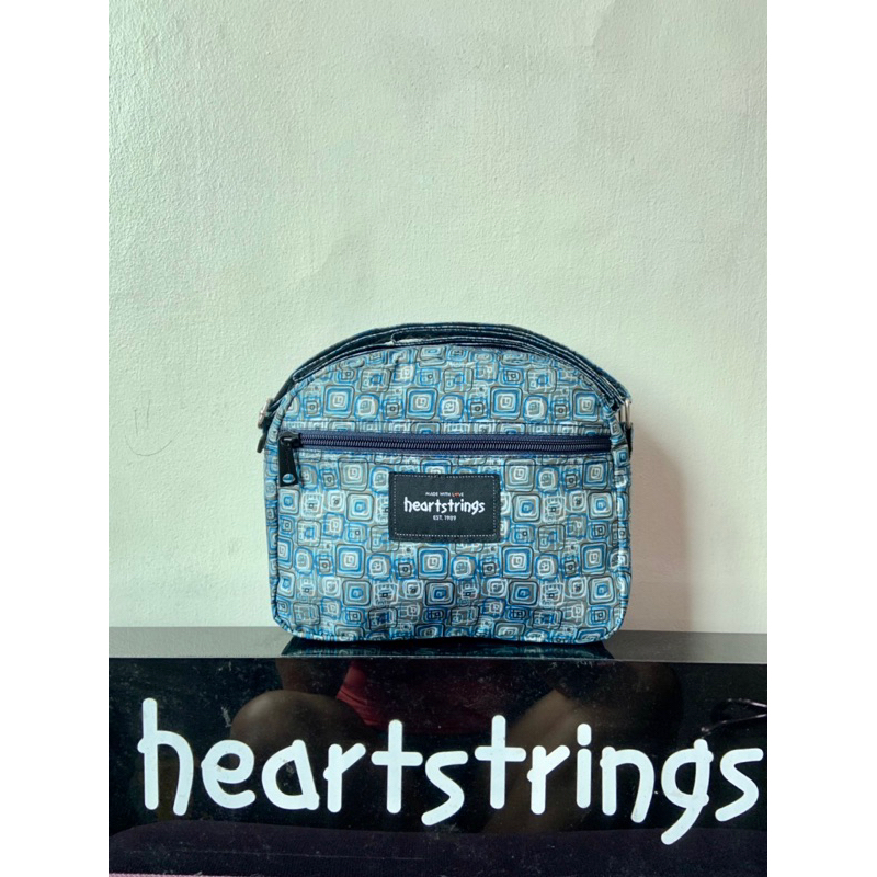 Heartstrings Amy sling bags printed | Shopee Philippines