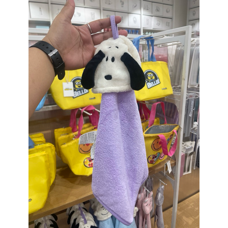 MINISO SNOOPY COLORFUL LIFE COLLECTION HAND TOWEL | Shopee Philippines