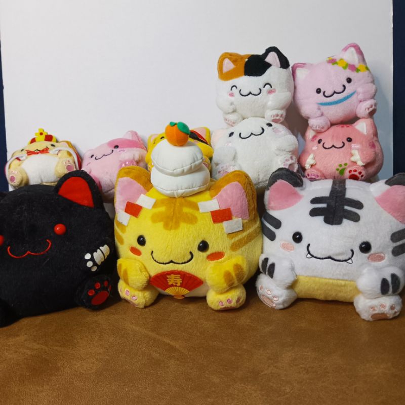 LGC Maruneko Plush Collectible | Shopee Philippines