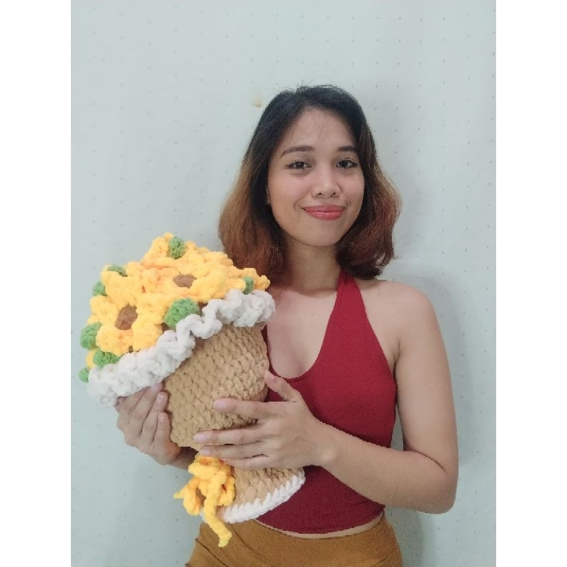 Crochet chunky sunflower bouquet ( medium ) | Shopee Philippines