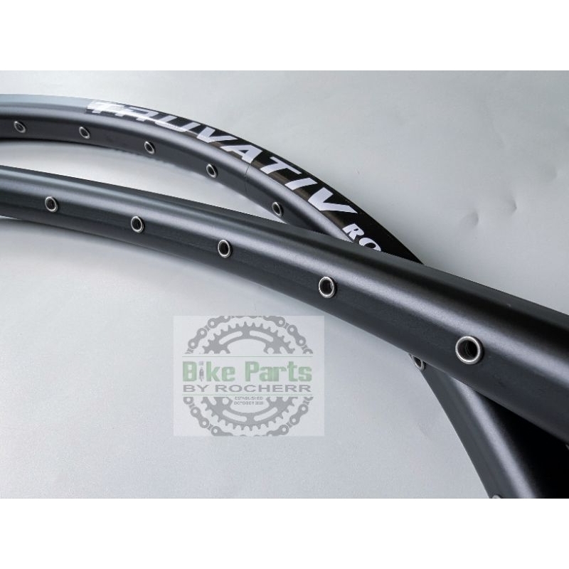 29 Rim doublewall Alloy 36 holes with eyelet Truvativ decals only ...
