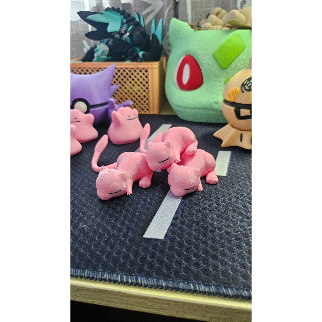 Sleeping Mew Pokémon Mini Mew Cute Ditto Chibi Pokémon Mew | Shopee ...