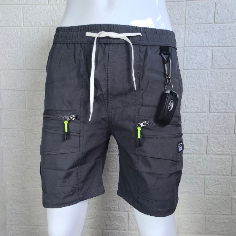 Unisex Tactical shorts for men Multiple pockets- Zippered pockets ...