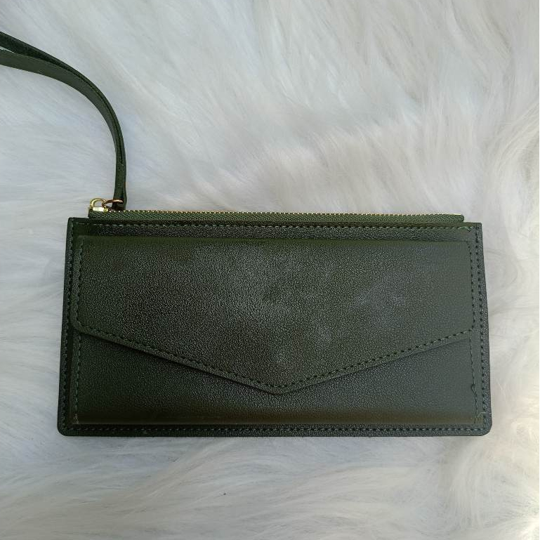 Feng Shui Green Lucky Wallet(with Yantra, Laurel and Coins) | Shopee ...