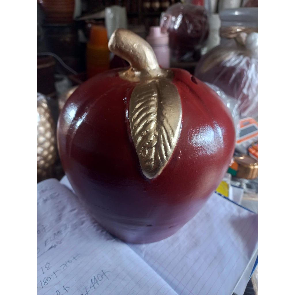 COIN BANK OR APPLE SHAPE BANK DESIGN MADE OF CLAY OR DISPLAY | Shopee ...