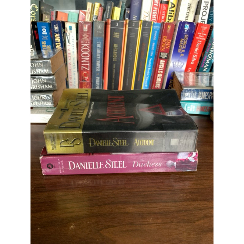 Daniel Steel Books (pre loved) | Shopee Philippines