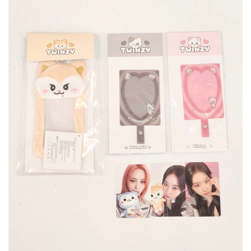 [SALE!][ONHAND] ITZY Born To Be Official MD - TWINZY Frame Phone Tab ...