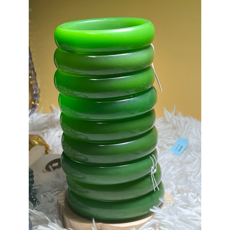 Emperor emerald Bangle green jade stones from Thailand | Shopee Philippines