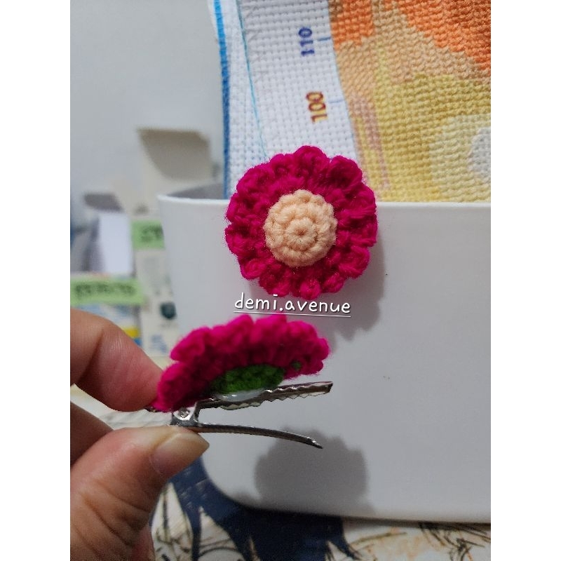 Handmade Crochet Cute Mini Bow/Ribbon/Heart/Flower Hair Clips Pair ...