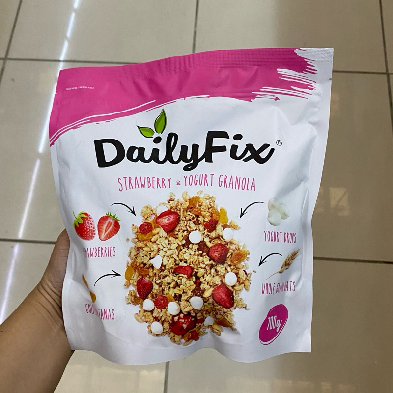DAILY FIX STRAWBERRY & YOGHURT GRANOLA 700g | Shopee Philippines