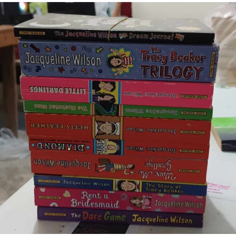 BOOK FOR YEYE LATIP ( NOVELS ) | Shopee Philippines