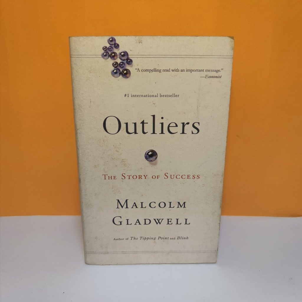 Outliers: The Story of Success by Malcolm Gladwell (Secondhand Preloved ...
