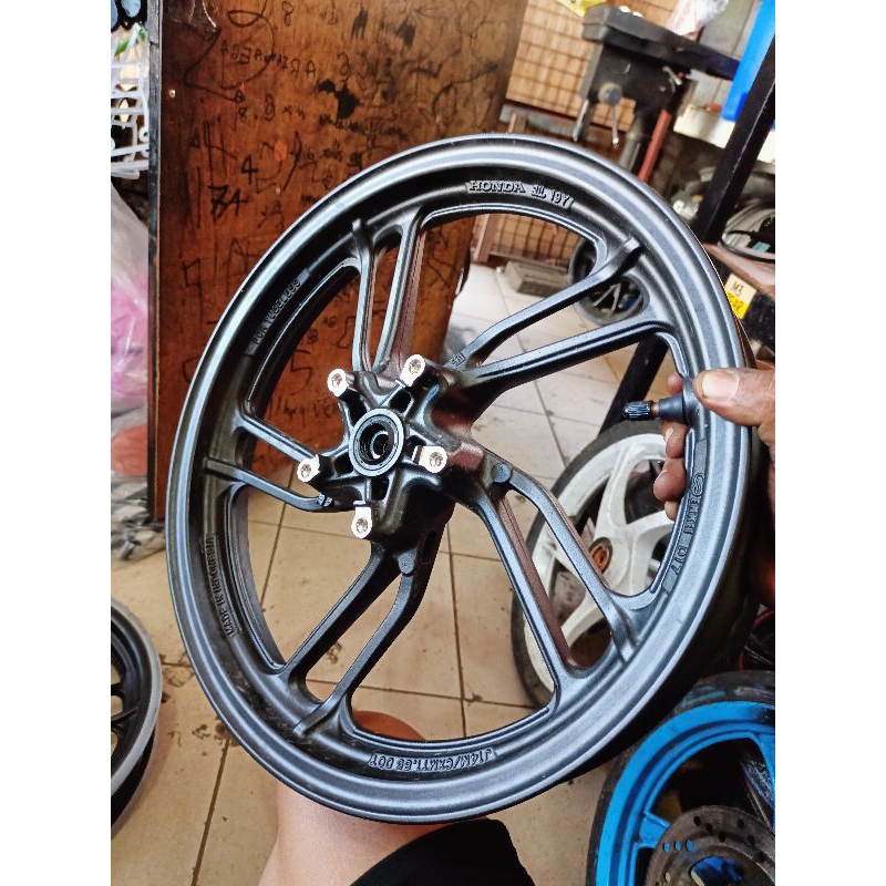 Honda click mags 125 v3 (500) ODO only! Good as new no gewang, no ...