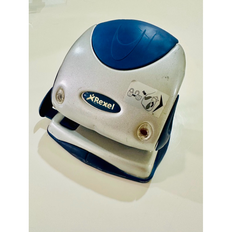 Rexel Precision 225 2 Hole Puncher, 25 Sheet Capacity, Paper Alignment ...