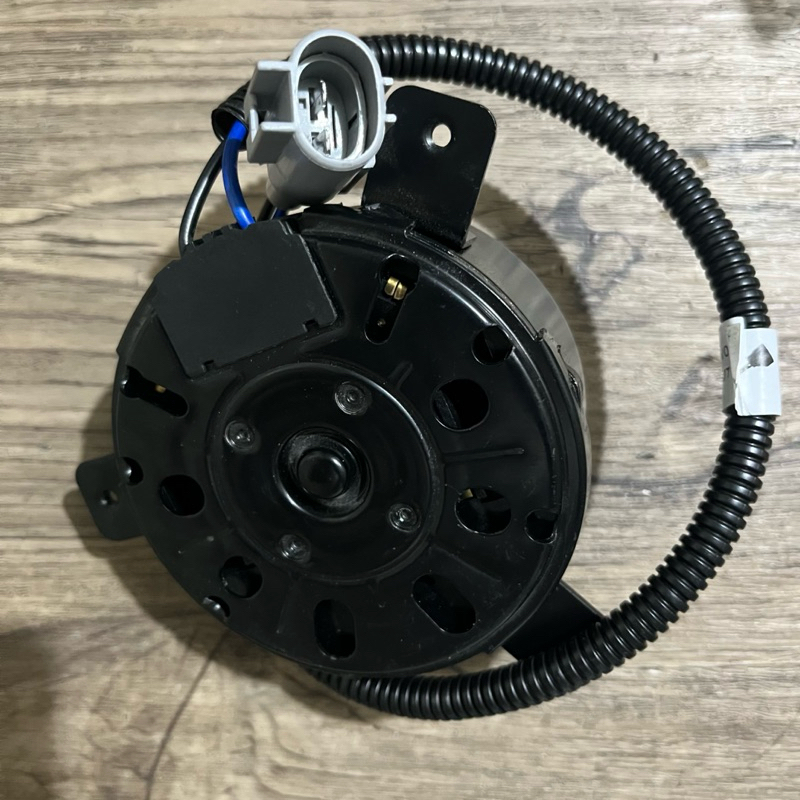 Hyundai Reina 2018-2024 AC Auxiliary Fan Motor Male Socket | Shopee ...