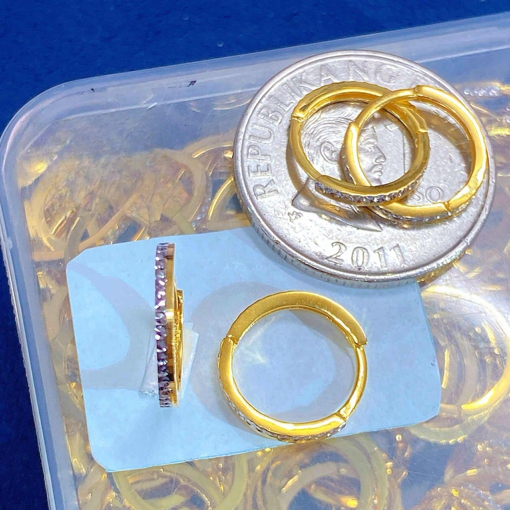 18k Saudi Gold Two Tone 10mm Huggie Loop Earrings ️Solid | Shopee ...