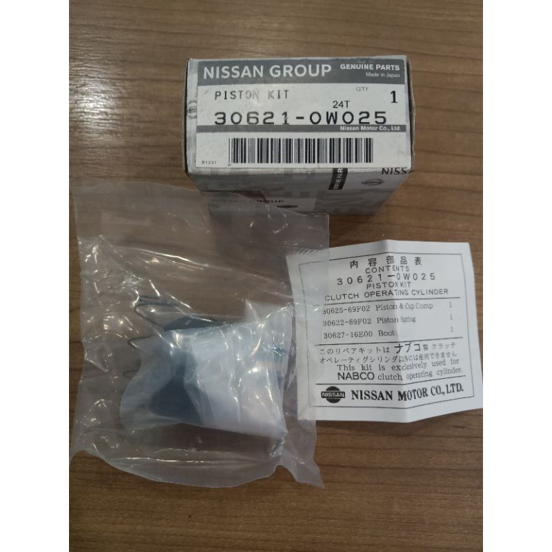 Genuine Secondary Clutch Master Repair kit For Nissan Urvan TD27 engine ...