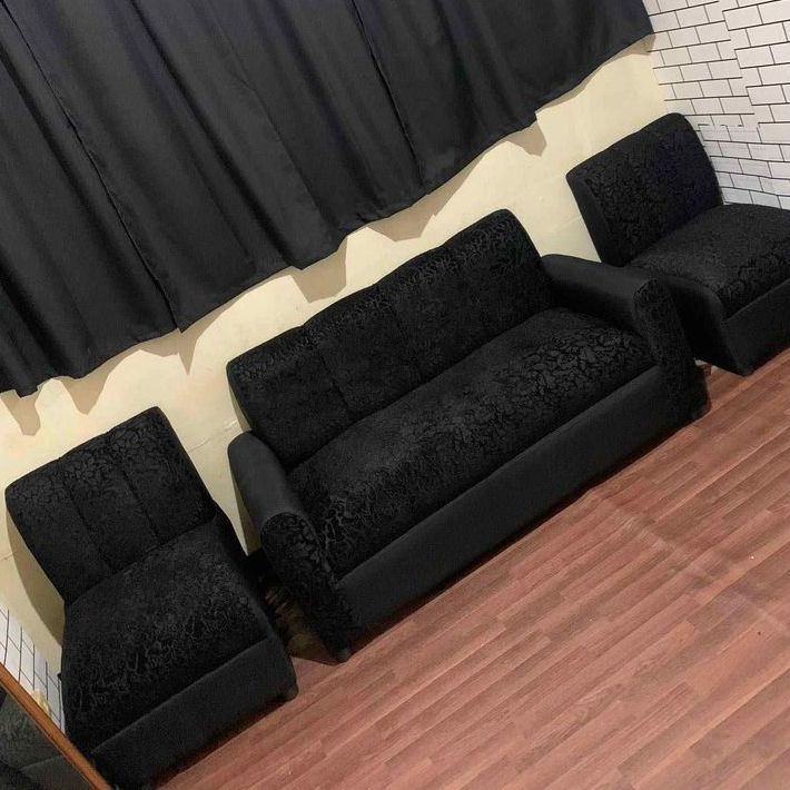 BULCASTER SOFA SET BLACK VELVET(FREE DELIVERY MANILA) | Shopee Philippines