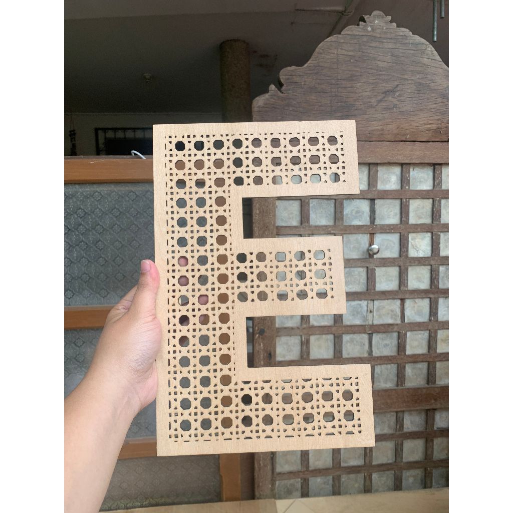 SALE!!! ONHAND LETTER E / L / M _ SOLIHIYA STYLE LASER CUT | Shopee ...