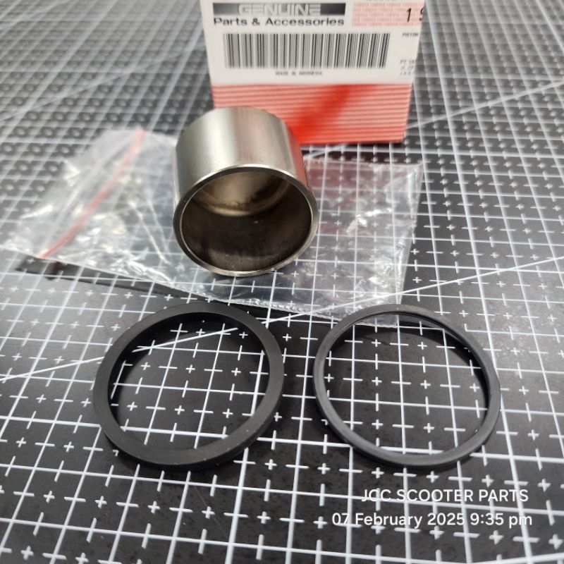 GENUINE YAMAHA BRAKE CALIPER PISTON REPAIR KIT AEROX NMAX M3 | Shopee ...