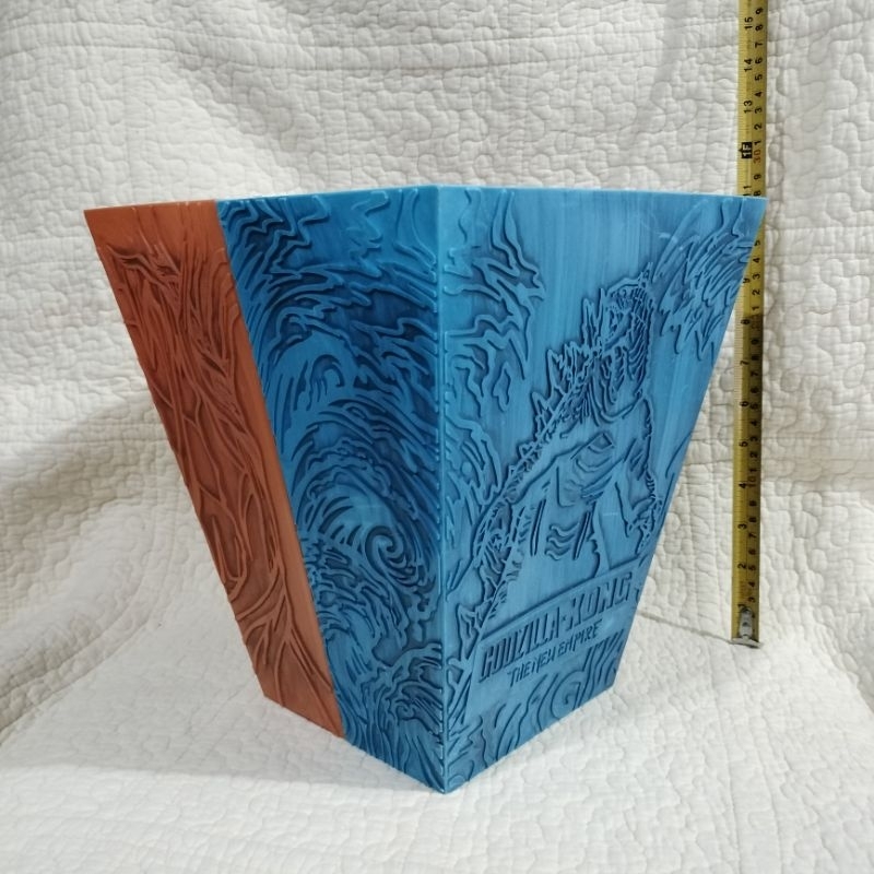 GODZILLA x KONG THE NEW EMPIRE EMBOSSED DOUBLE POPCORN BUCKET | Shopee ...