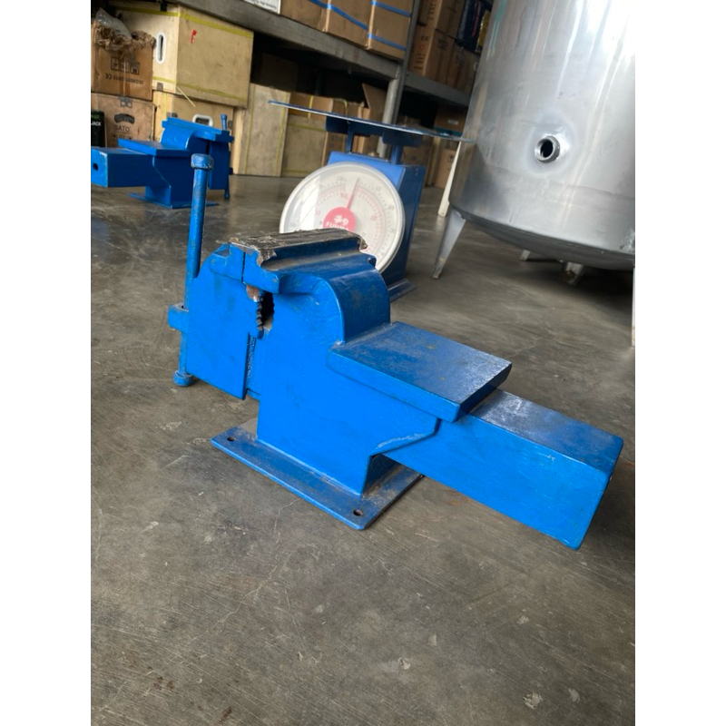 GATO BENCH VISE SIZE 6 PURE METAL/BAKAL | Shopee Philippines