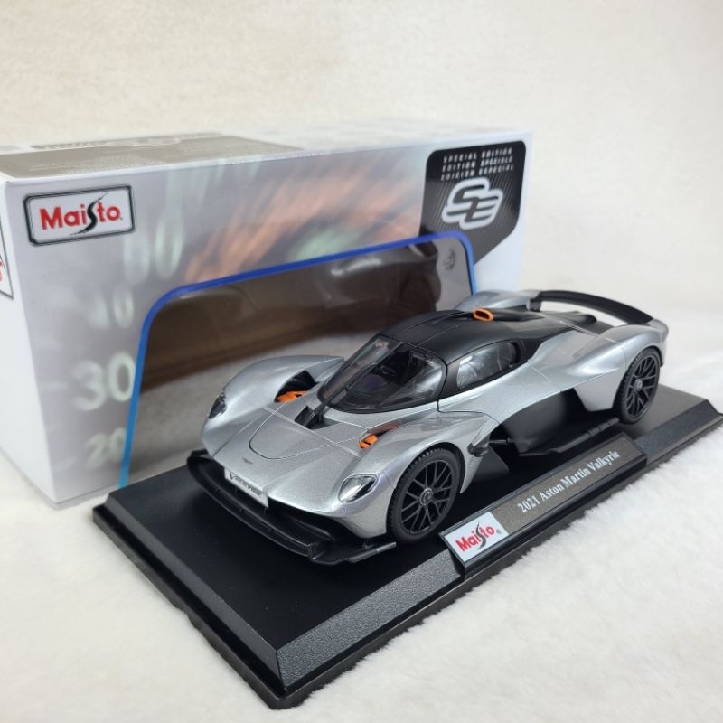 Maisto Die Cast 2021 Aston Martin Valkyrie Black/Grey 1:18 Scale ...