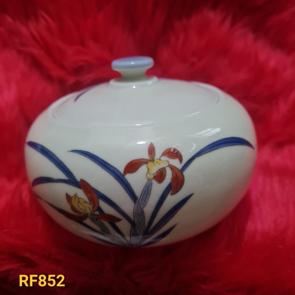 Japanese Ginger Jar - VGC - Surplus | Shopee Philippines