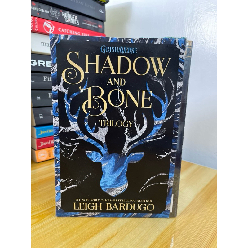Shadow And Bone Trilogy by Leigh Bardugo (Authentic/Preloved/Affordable/Fiction Books) | Shopee ...