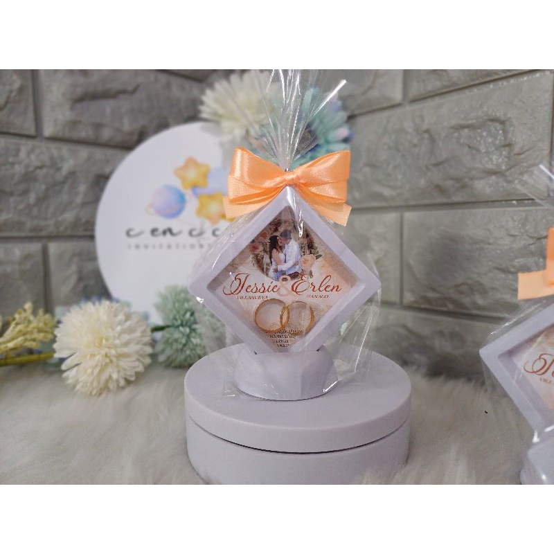Wedding Floating Frame Souvenir with ring | Shopee Philippines