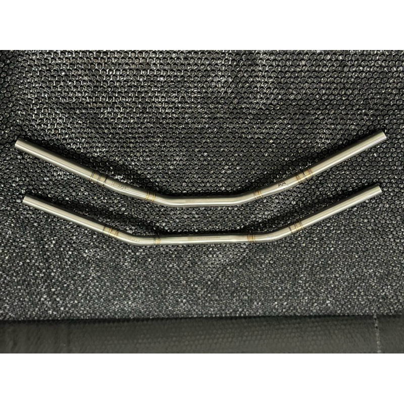 jets2wheels 2tone handle bar nmax v1 nmax v2 pcx | Shopee Philippines