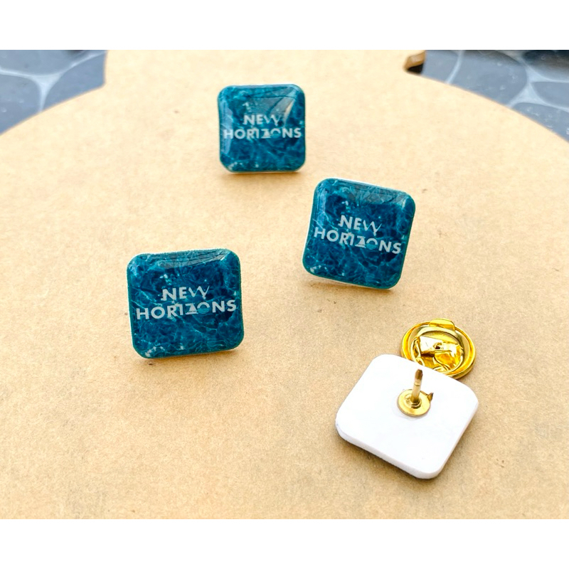 CUSTOMIZED BROOCH PIN ACRYLIC BROOCH PIN BUTTON PIN BROOCH PIN | Shopee ...