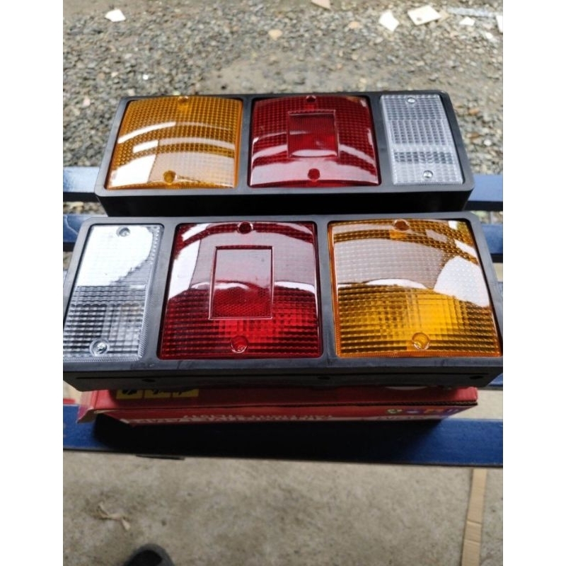 Tail Light 24V L/R for Mitsubishi Fuso Canter STL-1917 SGM | Shopee ...