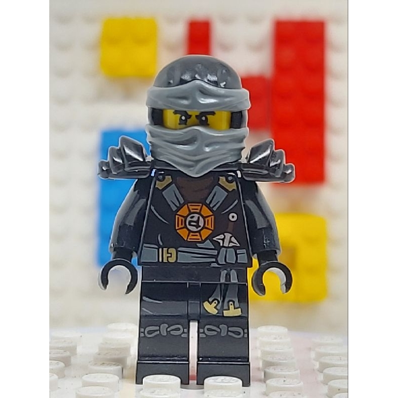 LEGO Ninjago - Cole (Deepstone Armor) - Possession - Minifigure njo140 ...