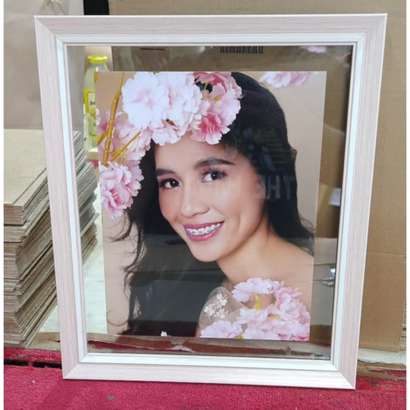 Glass to Glass frame for Graduation Picture | Shopee Philippines
